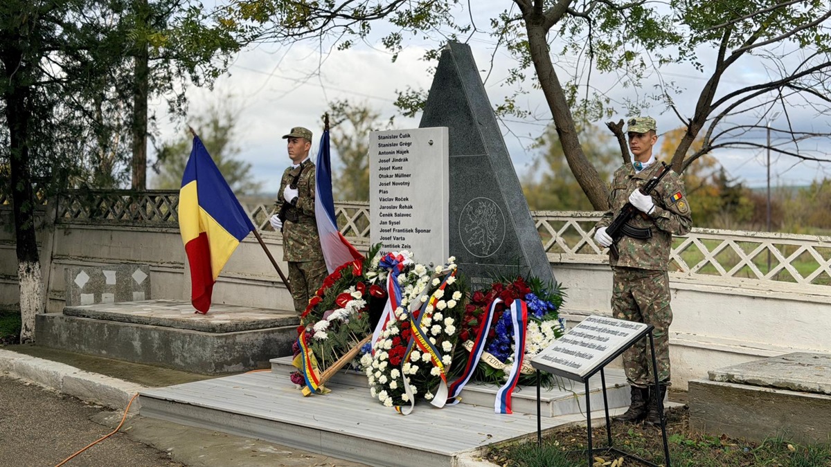 Ceremonie Emoționantă la Medgidia în Memoria Eroilor din Primul Război ...